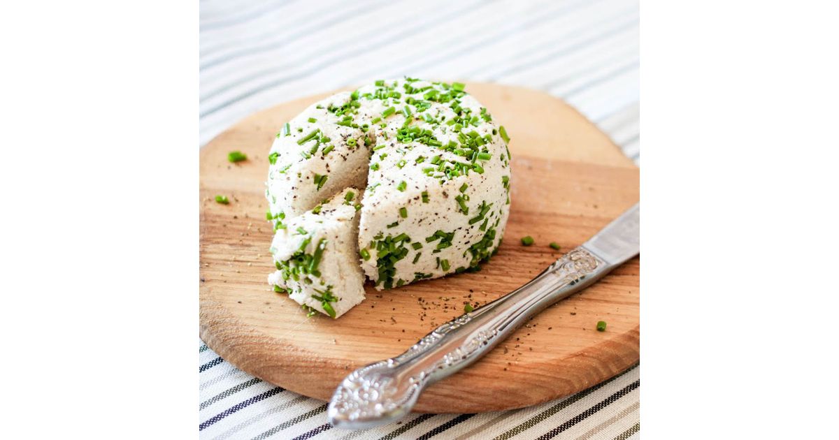 Vegan/toor india pähkli juust murulauguga | LIVIN